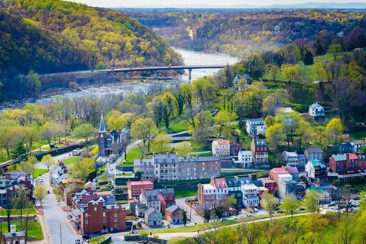 A Traveler's Guide to Spring in Harpers Ferry - Mountain Mama